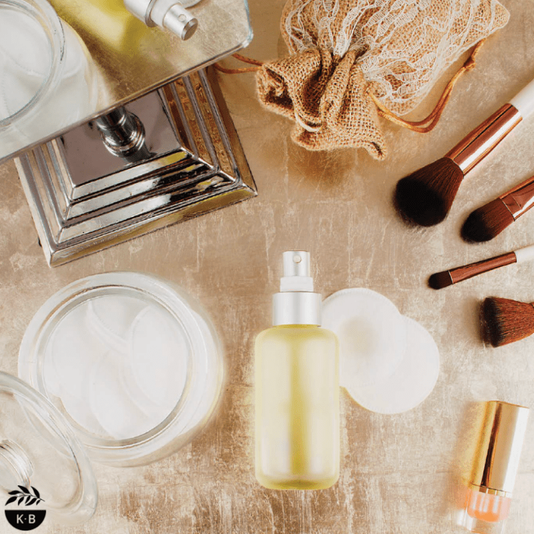 Mess-Around Make-Up For Kids | Krissy Ballinger - Naturally Inspired